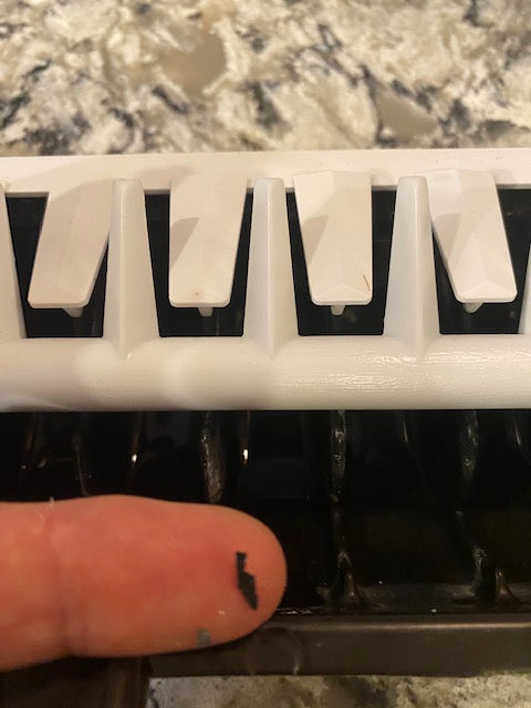 Why Does My Ice Have Black Plastic Flakes? – eVacuumStore